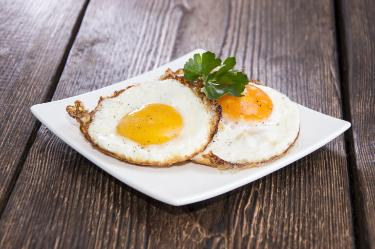 Spiegeleier: Einfaches DDR-Rezept neu interpretiert | Schnell und lecker